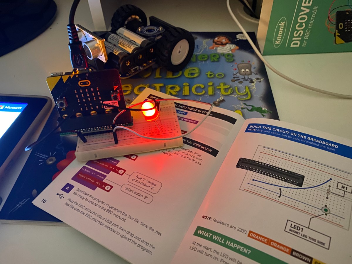 BBC micro:bit Discovery Kit – GeekTechStuff
